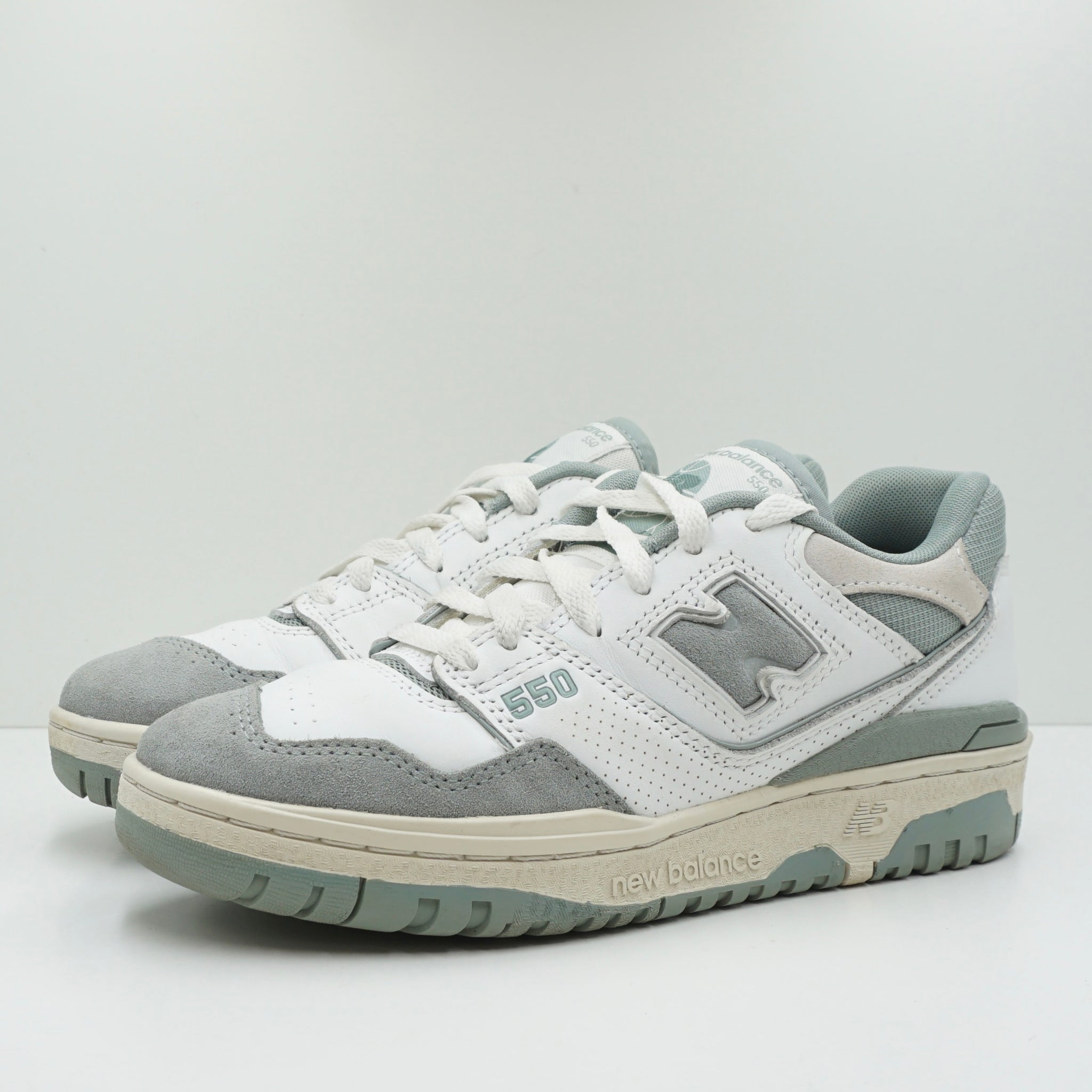 New Balance 550 White Juniper