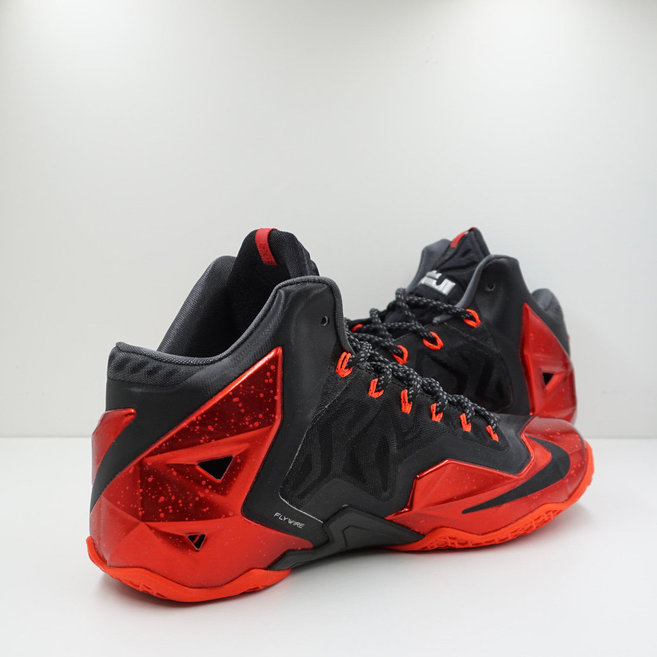 lebron 11 away